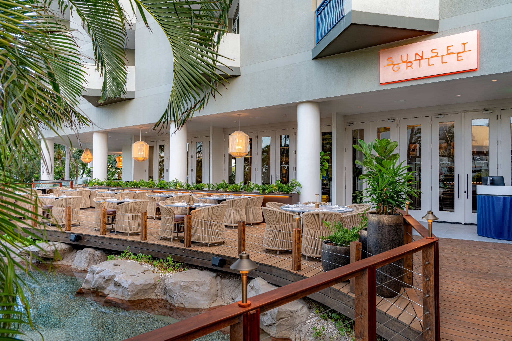 About Us | Sunset Grille Restaurant Aruba